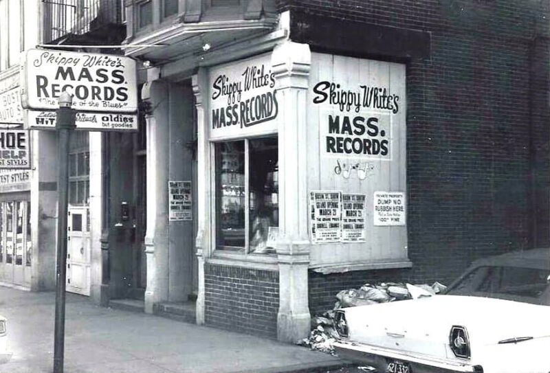Skippy White | The Music Museum of New England
