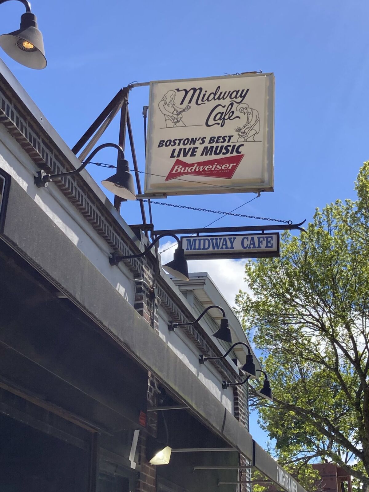 Midway Cafe | The Music Museum of New England